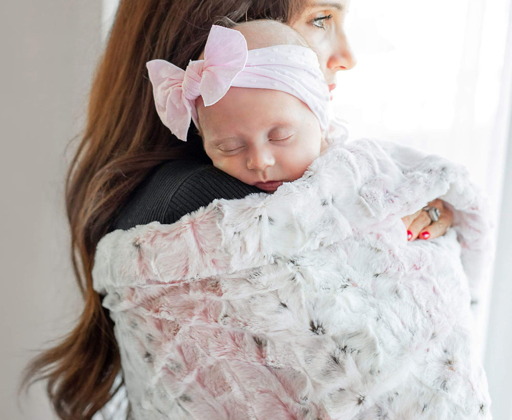 Sandra Pink Plush Blanket | Minky Couture